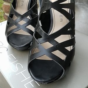 Marc Fisher | Shoes | Marc Fisher Platform Sandals | Poshmark